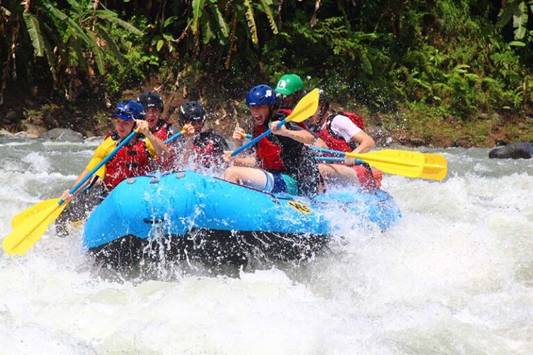 Pura Vida Awaits: Raft the Pacuare River